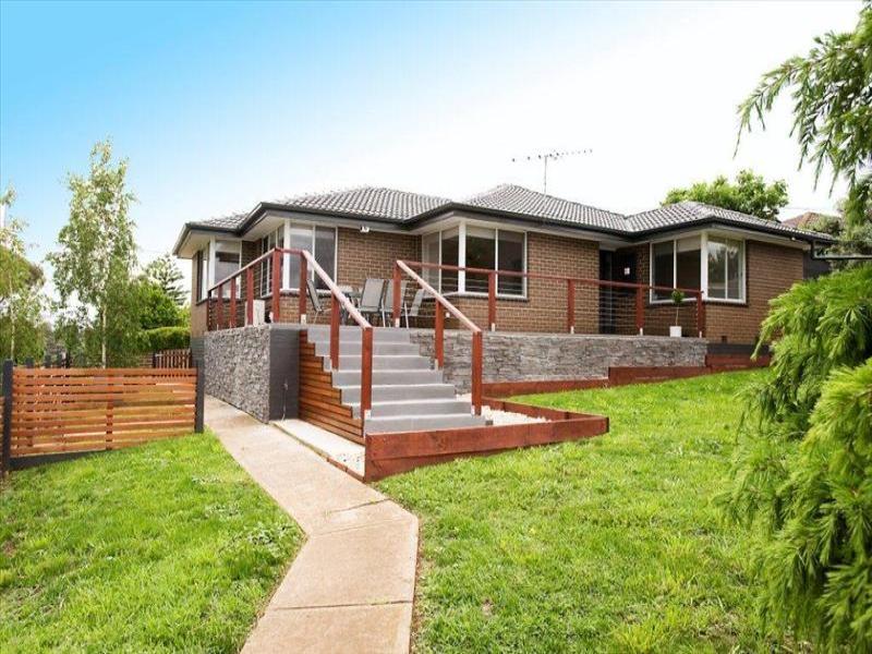 9 The Avenue, Niddrie, Vic 3042 - Property Details