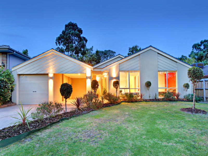 10 Dewpond Walk, Croydon South, VIC 3136 - realestate.com.au