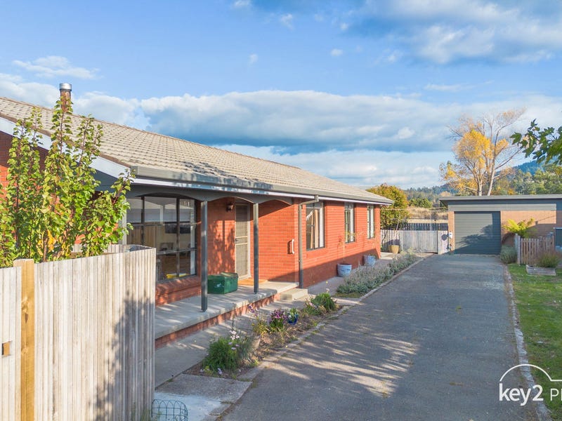 4 Doaks Road, Lilydale, Tas 7268 - Property Details