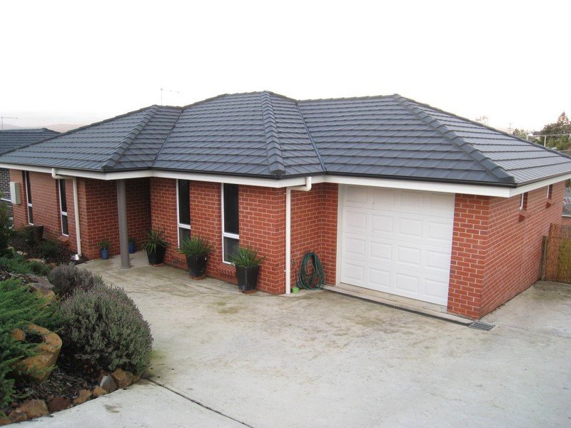 Unit 2/7 Chevron Place, Riverside, Tas 7250 - Property Details