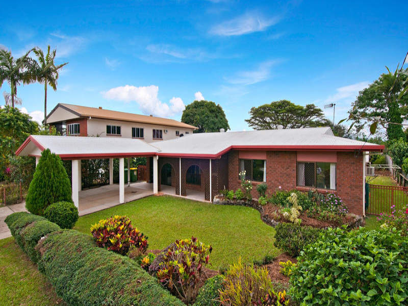 Sold House Prices & Auction Results in Mintaro Cres, Woree, QLD 4868 Pg ...