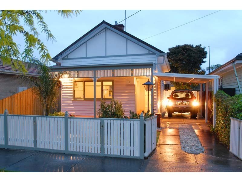 110 Wales Street, Kingsville, Vic 3012 - Property Details