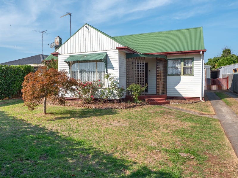 48 Lardner Road, Drouin, Vic 3818 - Property Details