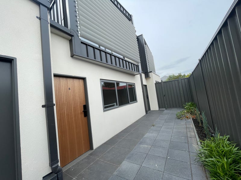 5/7 Creswick Street, Footscray, Vic 3011 - Property Details