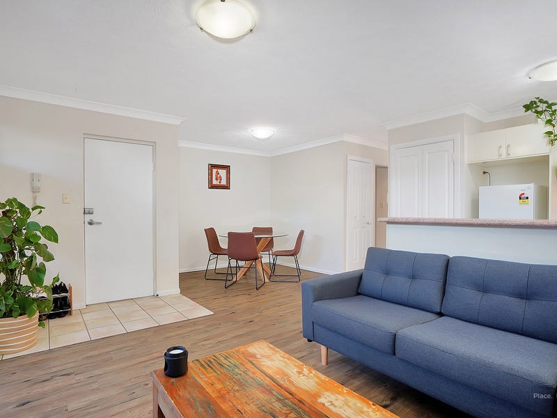 3/792 Sandgate Road, Clayfield, Qld 4011 - Property Details