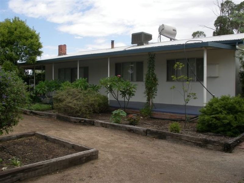 128 Walker Street, Trayning, WA 6488 - Property Details