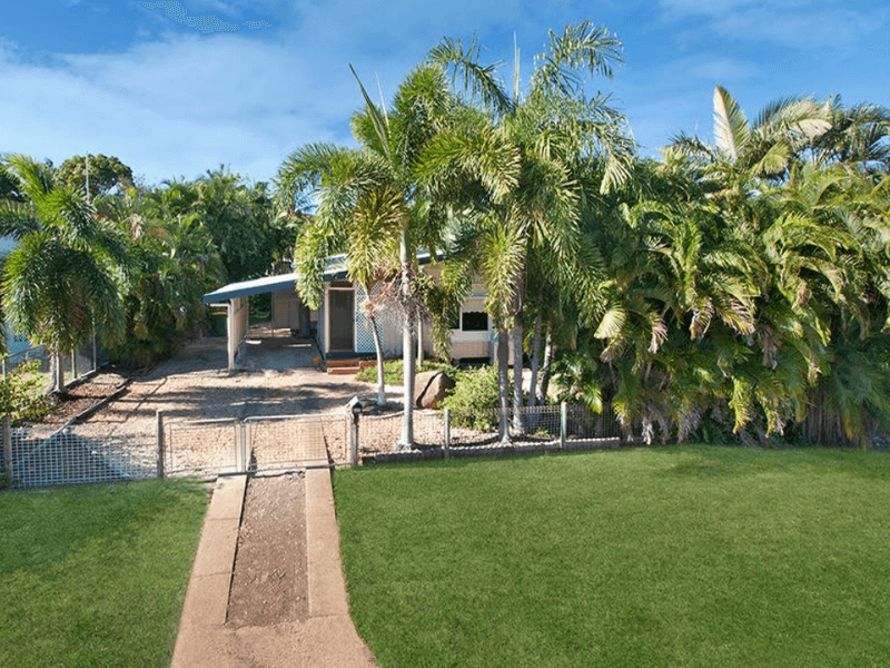 8 Esk Street, Rowes Bay, QLD 4810 - realestate.com.au