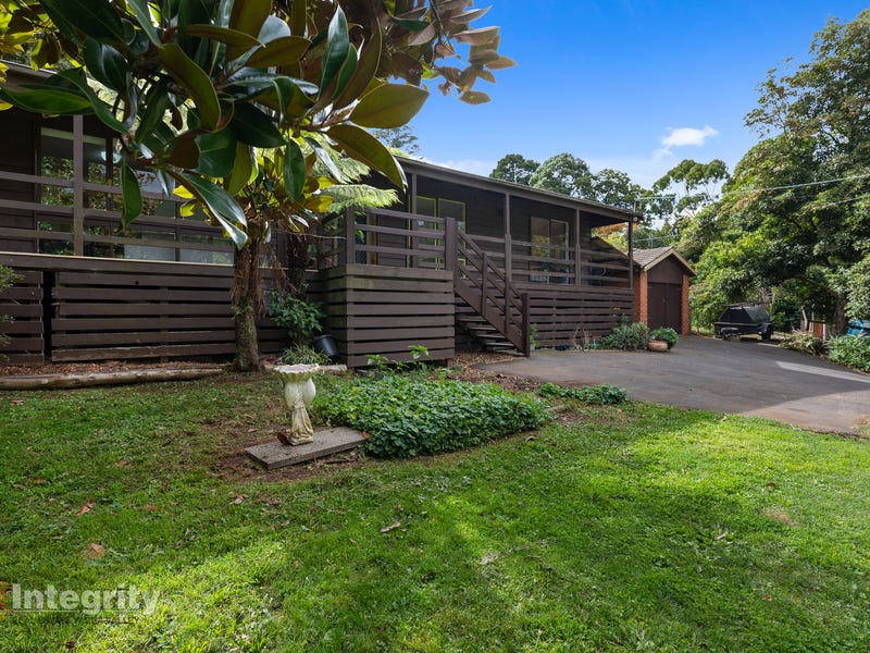 37 Woods Point Road, Warburton, Vic 3799