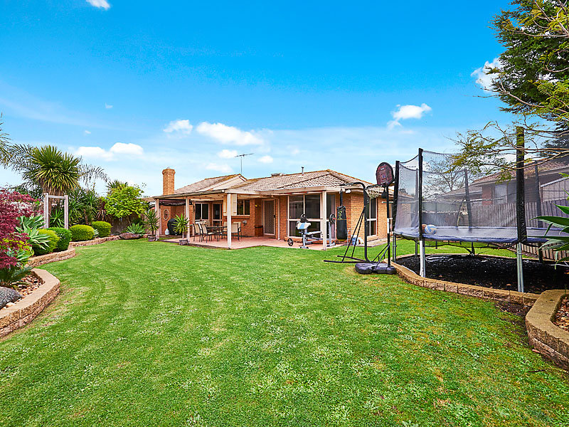 12 Franks Way, Cranbourne North, VIC 3977 - realestate.com.au