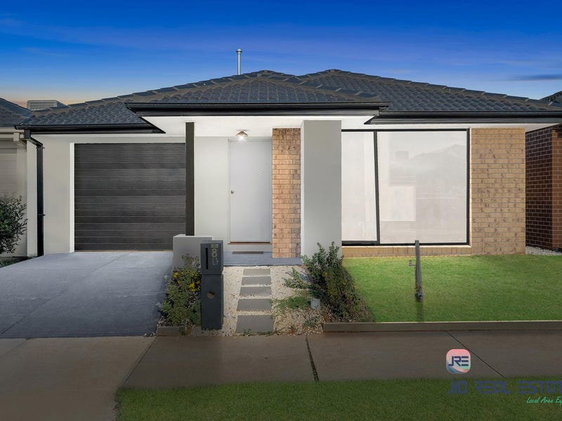 8 Kirkham Drive, Thornhill Park, VIC 3335 - realestate.com.au