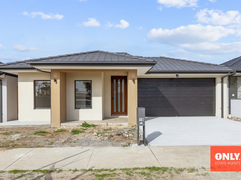 14 Ecurb Street, Clyde North, VIC 3978 - realestate.com.au