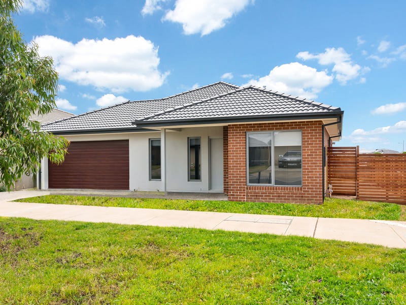119 Farm Road, Werribee, VIC 3030 - realestate.com.au