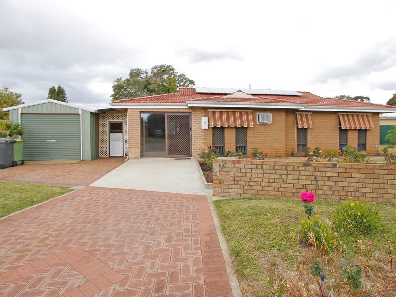 2 Lunar Way, Beckenham, WA 6107 - realestate.com.au