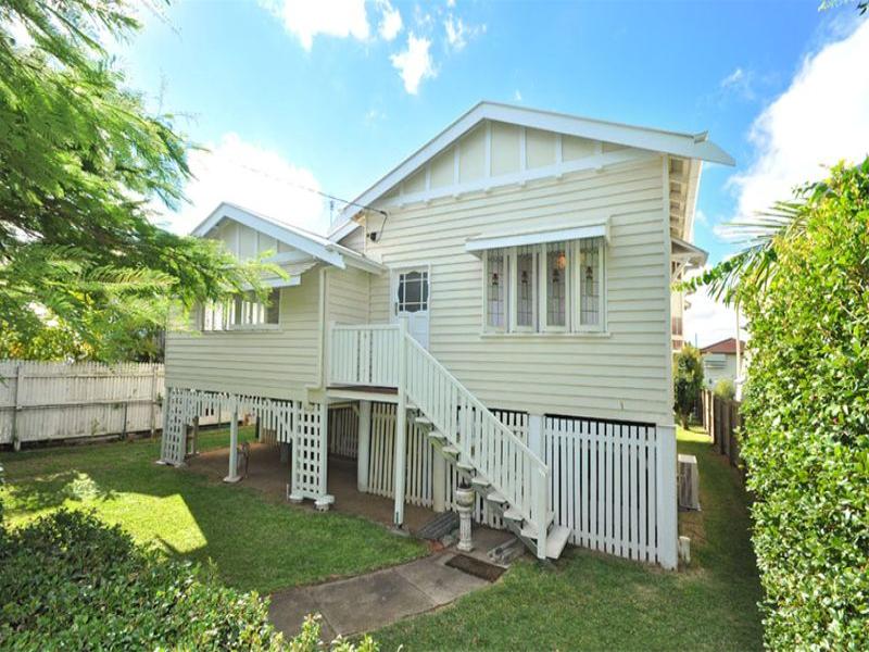 16 Gordon Street, Hendra, Qld 4011 - Property Details