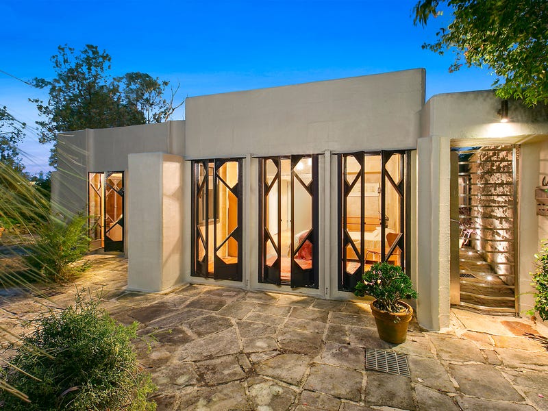 4 The Barbette, Castlecrag, NSW 2068 - Property Details