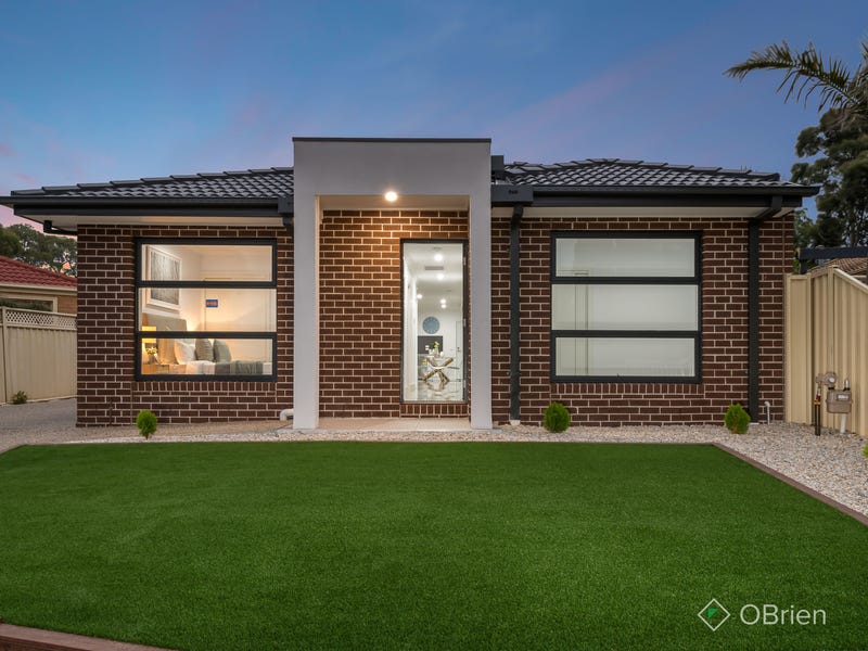 1/11 Benjamin Court, Sydenham, Vic 3037 - Property Details