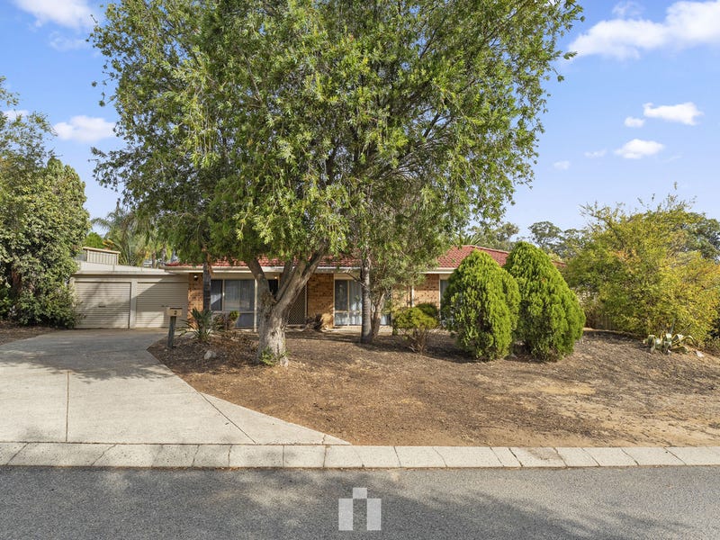 2 Ferris Green, Parmelia, WA 6167 - Property Details