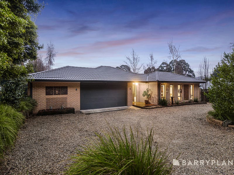 12 Wellington Road, Wandin North, VIC 3139 - realestate.com.au