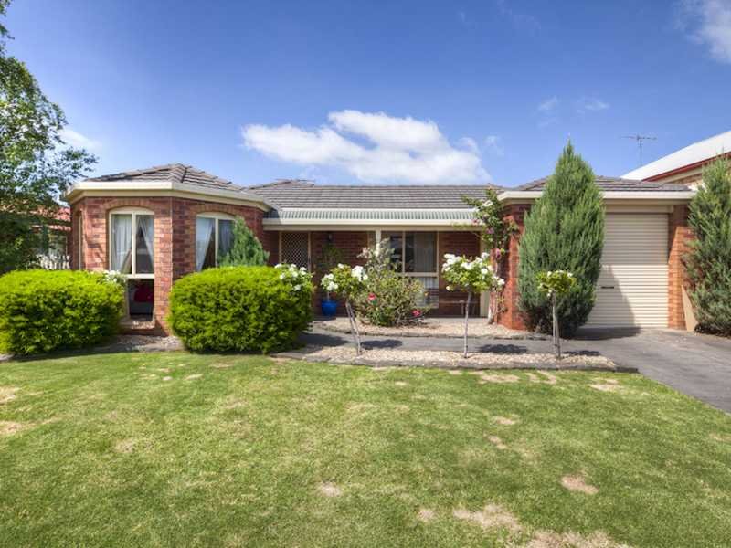15 Looker Street, Lara, VIC 3212 - realestate.com.au