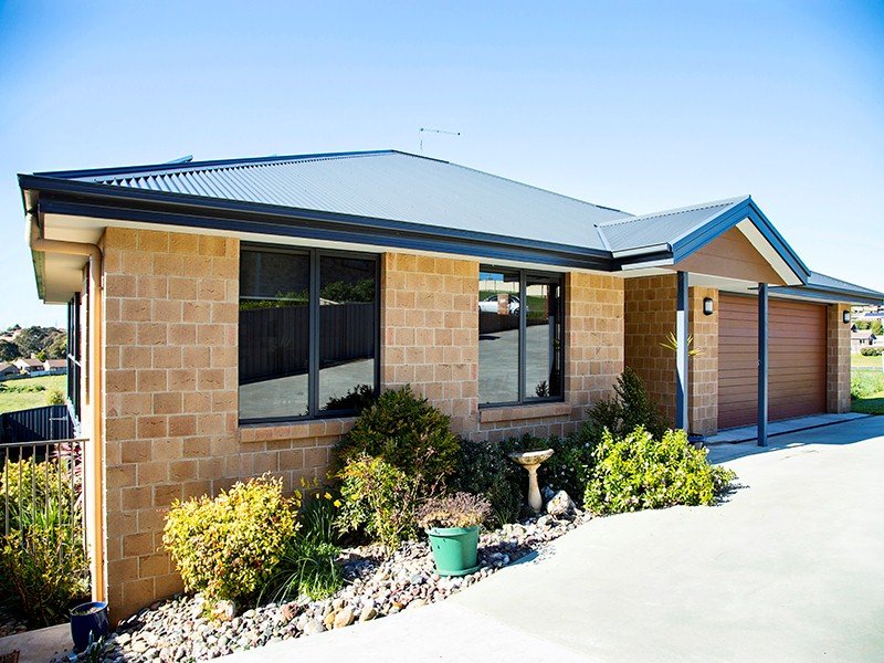 19 Rowena Court, Devonport, Tas 7310 - Property Details