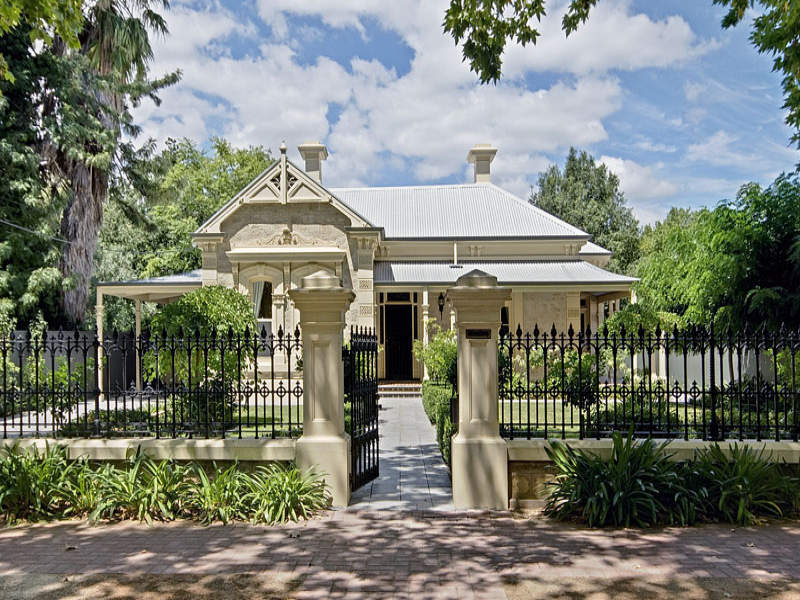 15 Fourth Avenue, St Peters, SA 5069 - realestate.com.au