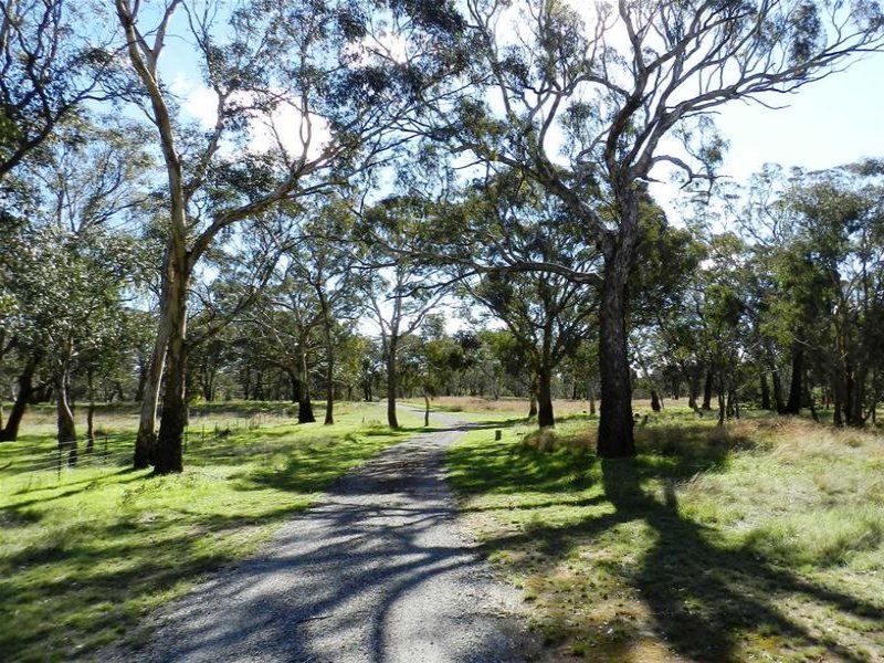 1394 Lachlan Valley Way, Yass, NSW 2582 - Property Details