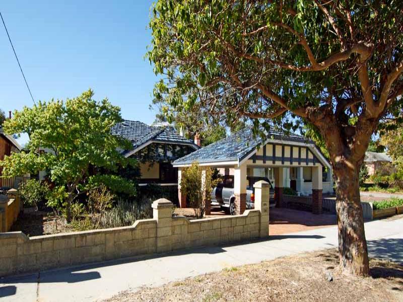 34 Holmfirth Street, Menora, WA 6050 - Property Details