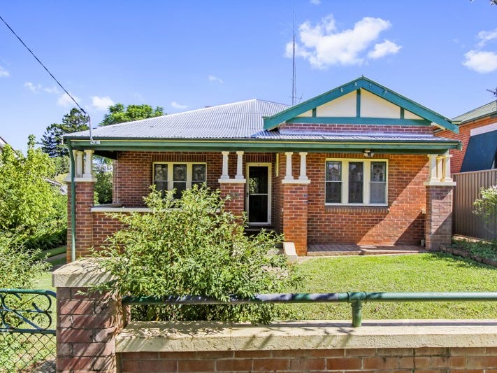 44 Roderick Street, Tamworth, NSW 2340 - Property Details