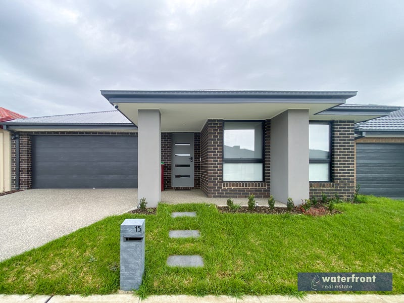 15 Mocha Grove, Clyde North, VIC 3978 - realestate.com.au