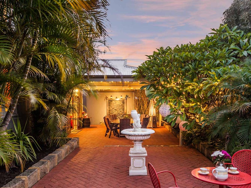 17 First Street, Bicton, WA 6157 - realestate.com.au