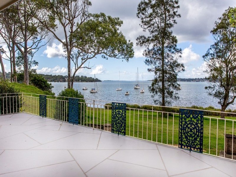 23 Hely Avenue, Fennell Bay, NSW 2283 - realestate.com.au