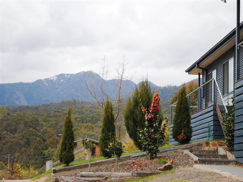 6 Alpine Ridge Drive, Merrijig, Vic 3723 - Property Details