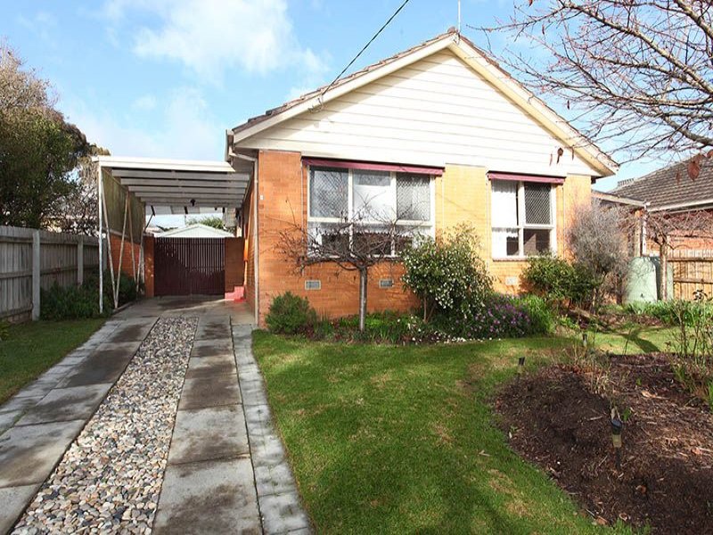 4 Balmoral Court, Burwood East, VIC 3151 - realestate.com.au