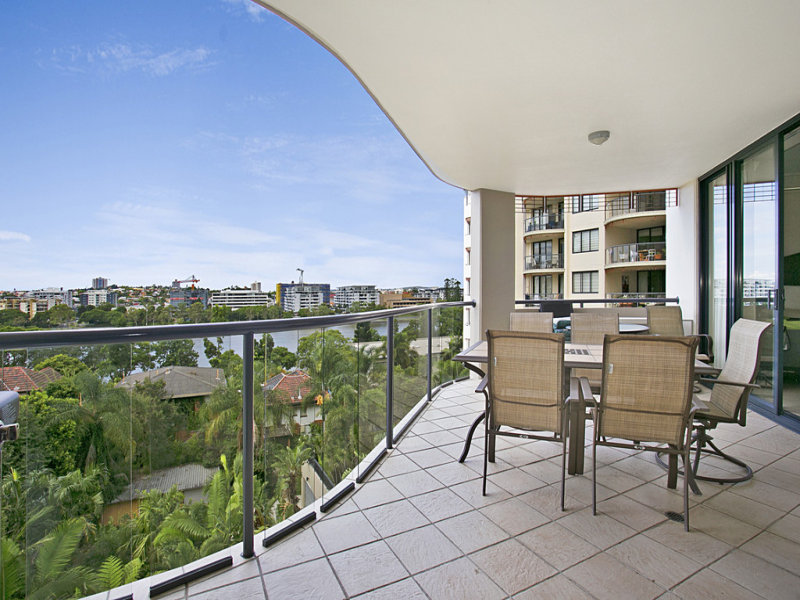 157/7 Land Street, Toowong, Qld 4066 - Property Details