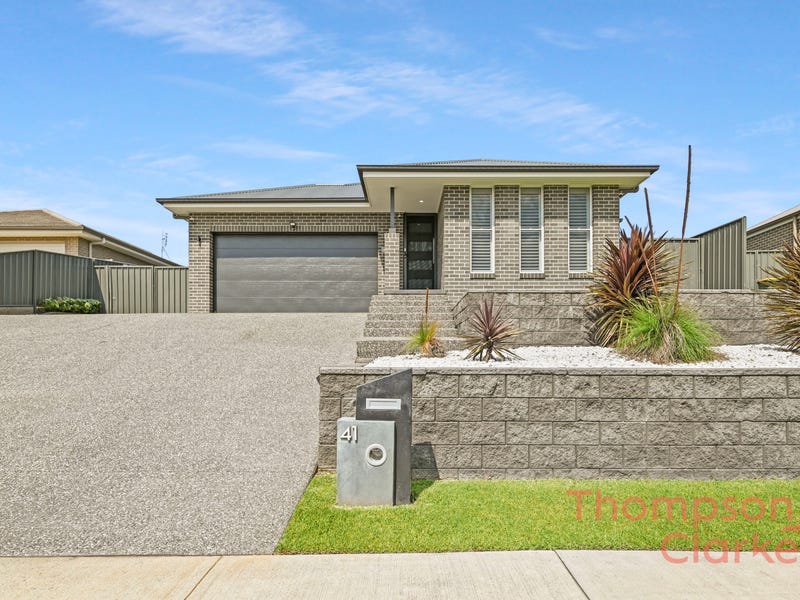 41 Grand Parade, Rutherford, NSW 2320 - realestate.com.au