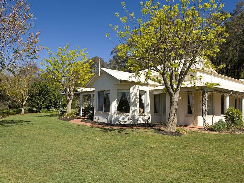 36 Heritage Drive, Roleystone, WA 6111 - Property Details