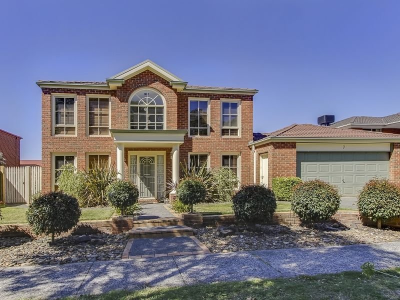 7 Fairway Drive, Rowville, VIC 3178 - realestate.com.au