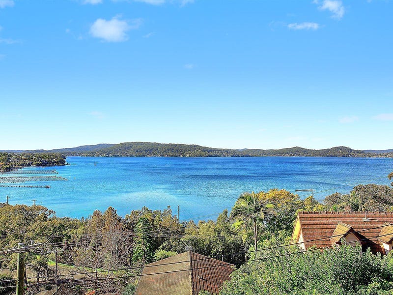 10 Sandstone Crescent, Tascott, NSW 2250 - Property Details