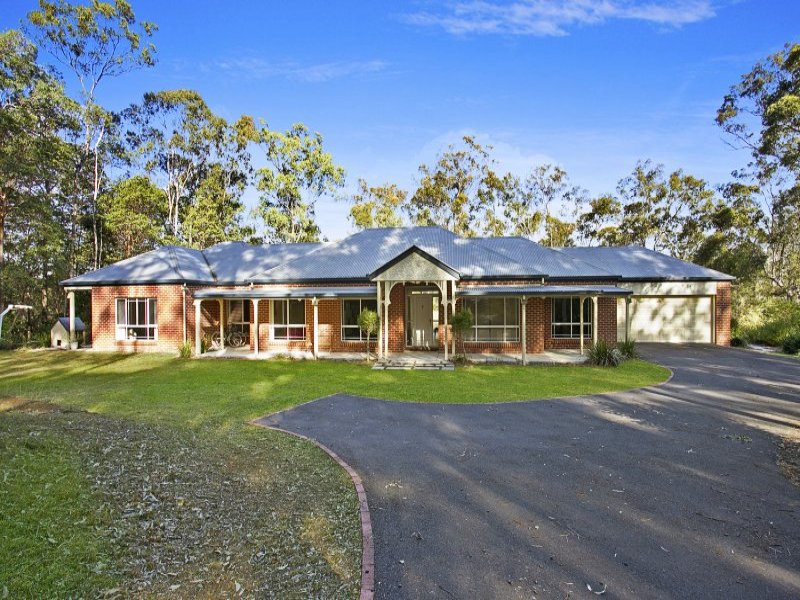 820 Grandview Road, Upper Brookfield, QLD 4069 - realestate.com.au