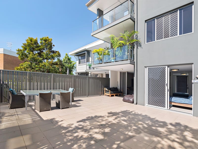 9/11 Riding Road, Hawthorne, Qld 4171 - Property Details