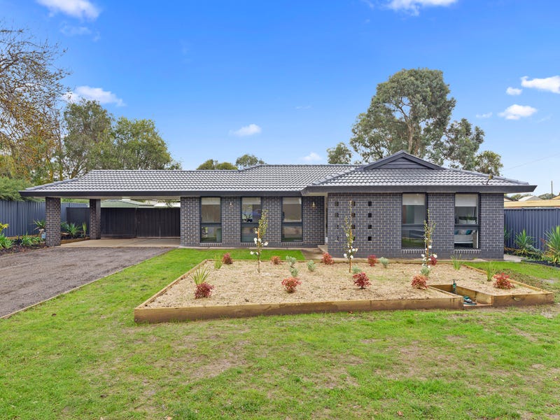 15 Cliff Avenue, Strathdale, VIC 3550 - realestate.com.au