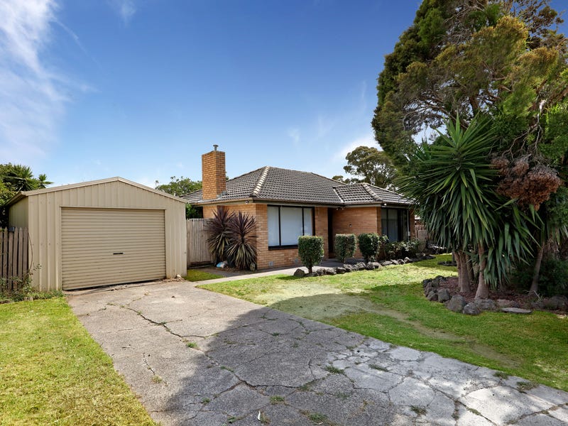 44 Cranbourne Drive, Cranbourne, VIC 3977 - realestate.com.au