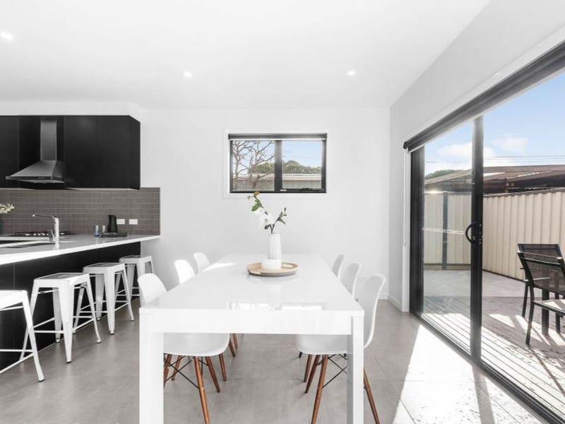 2/28 Irwin Avenue, Altona North, VIC 3025 - realestate.com.au