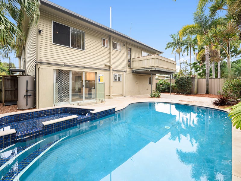 12 Rathbone Place, Labrador, QLD 4215 - realestate.com.au