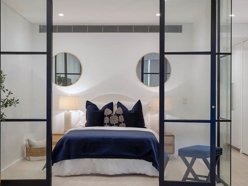 Real Estate & Property for Sale in Milsons Point, NSW 2061 (+1 location ...