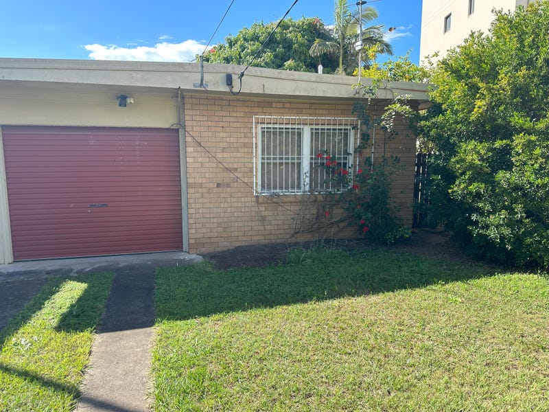 16 Dix Street, Redcliffe, Qld 4020 - Property Details