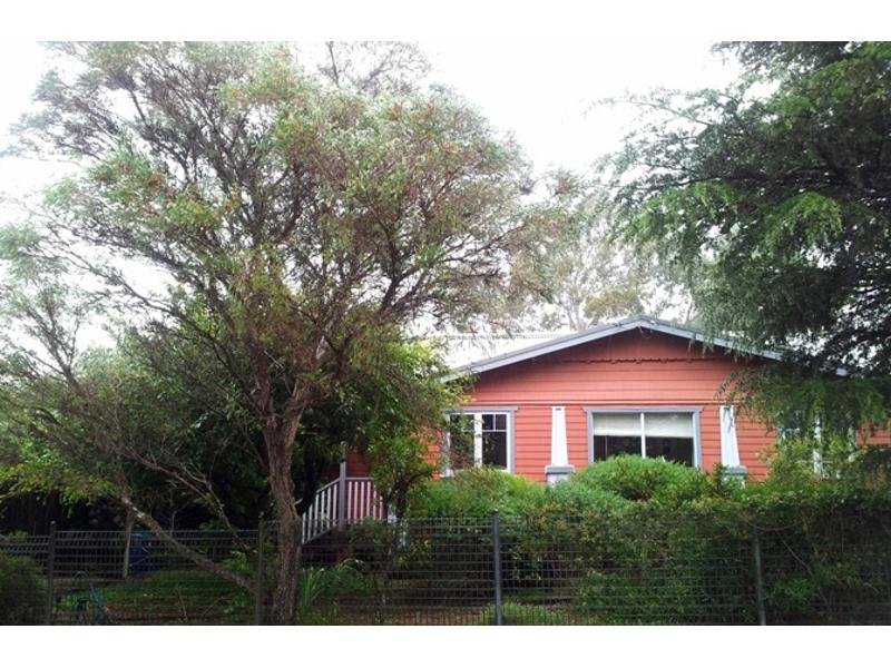 2 View Street, Katoomba, NSW 2780 - Property Details