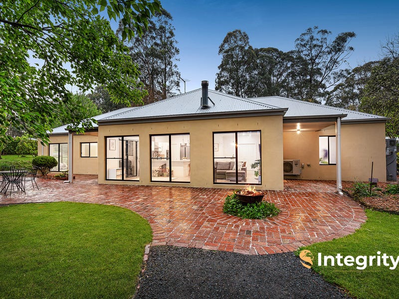 18 Ward Street, Kinglake, Vic 3763 - Property Details