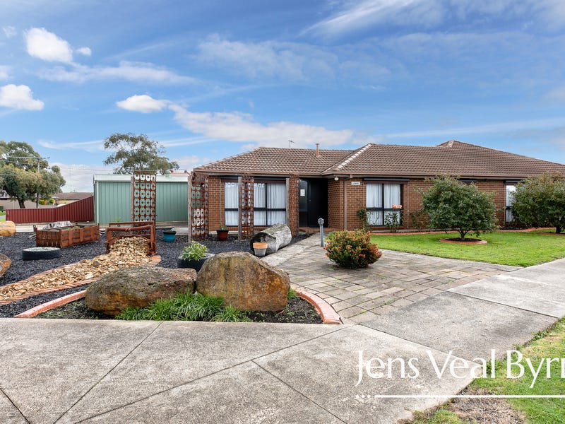 2 Lowan Street, Sebastopol, Vic 3356 - Property Details