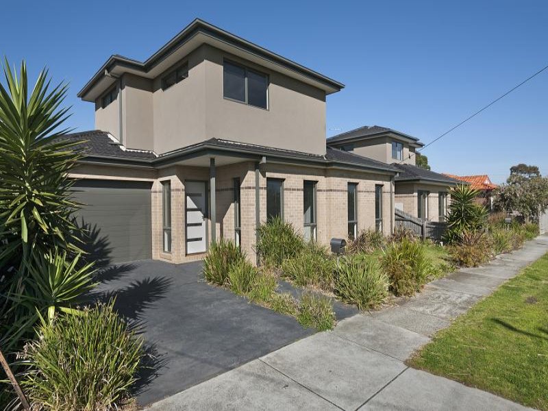 6 Linton Street, Moorabbin, Vic 3189 - Property Details